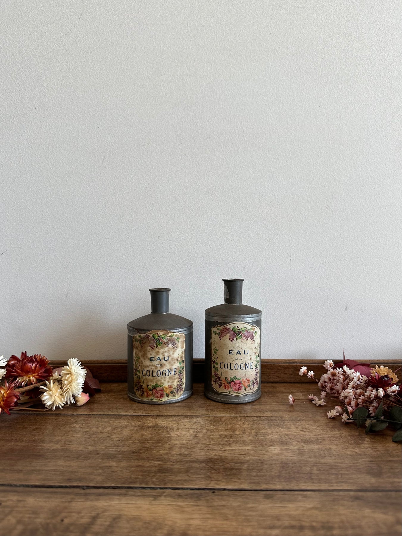 Flacons en fer Eau de cologne | Ma Cabane Vintage