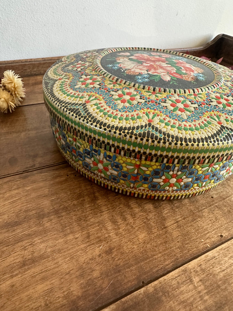 Boite à biscuits ronde en métal made in Holland fond noire | Ma Cabane ...