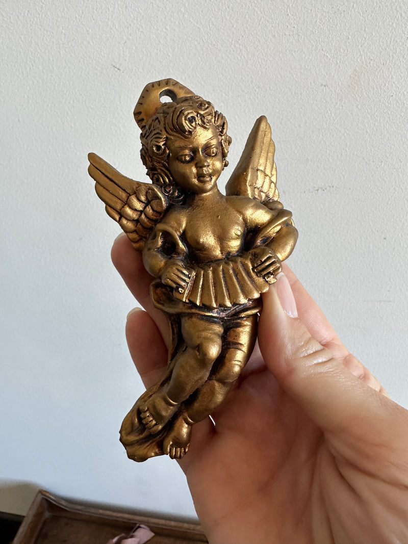 Angelots musiciens en plâtre dorés italiens | Ma Cabane Vintage