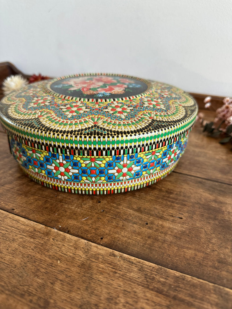 Boite à biscuits ronde en métal made in Holland fond noire | Ma Cabane ...